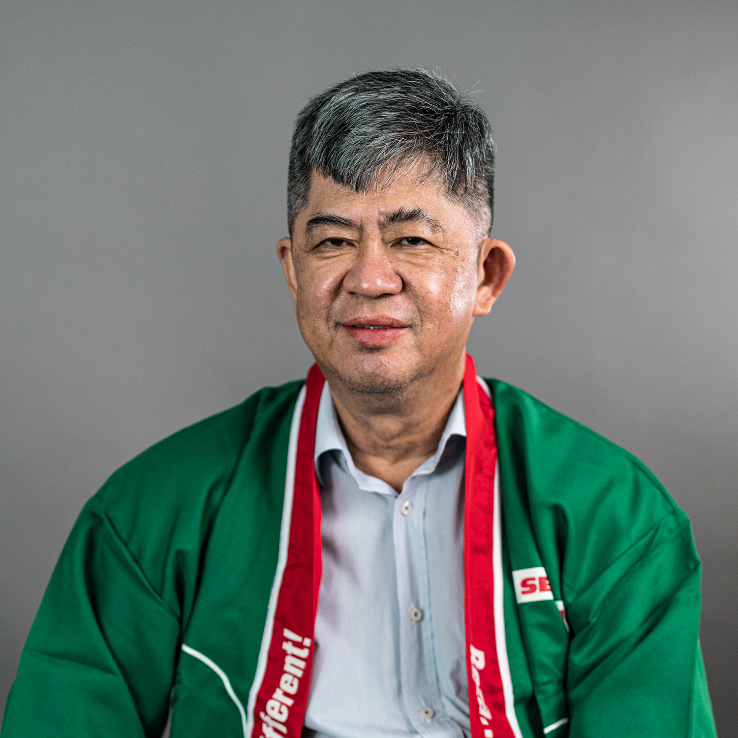 Our Board of Directors - Senheng New Retail Berhad